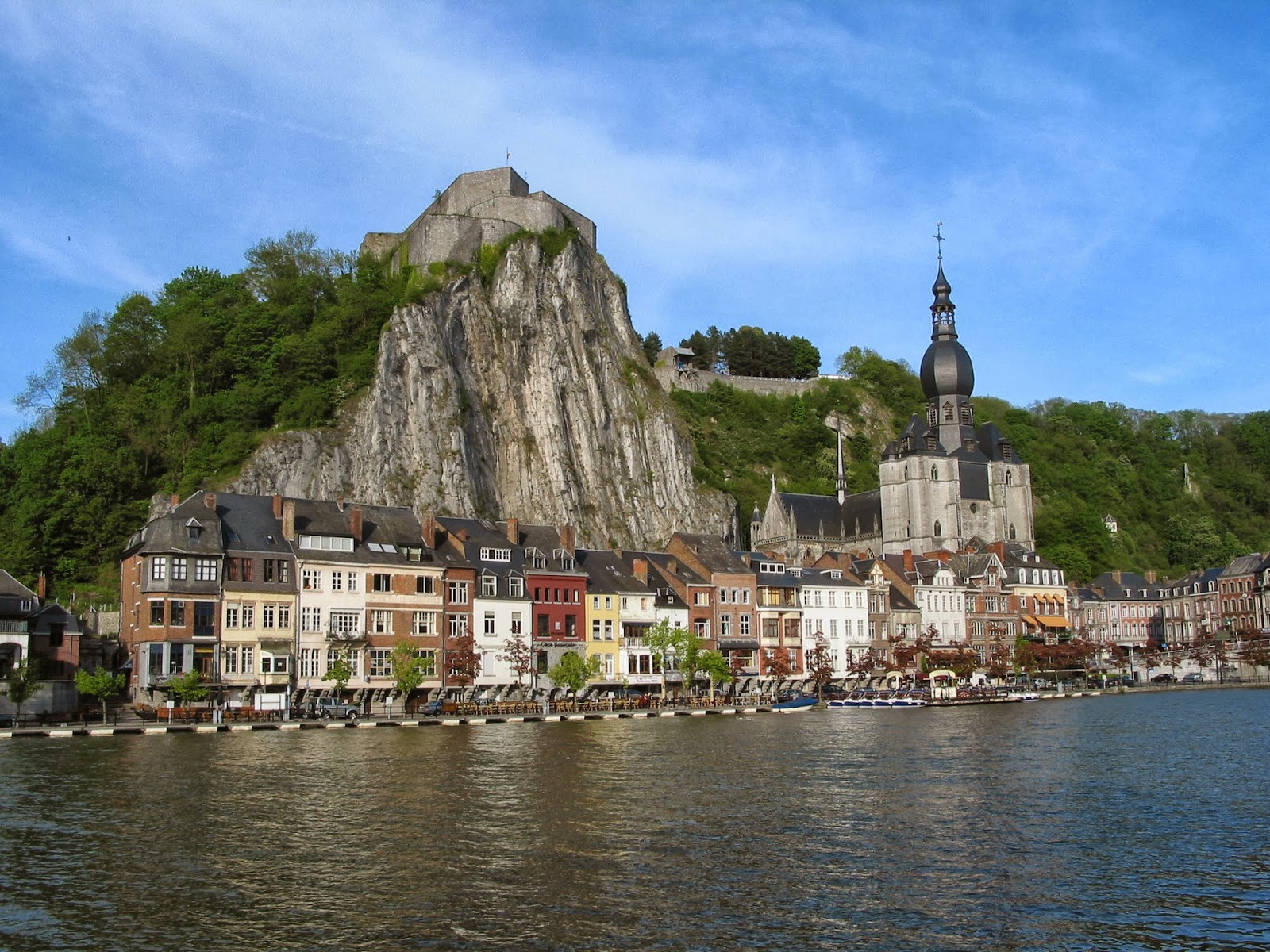 PhotoCosmos: Dinant Belgium