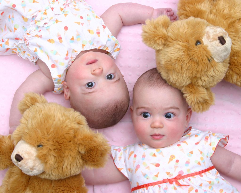 The 30 Cutest Twin Babies on the Internet - Best Photography, Art ...