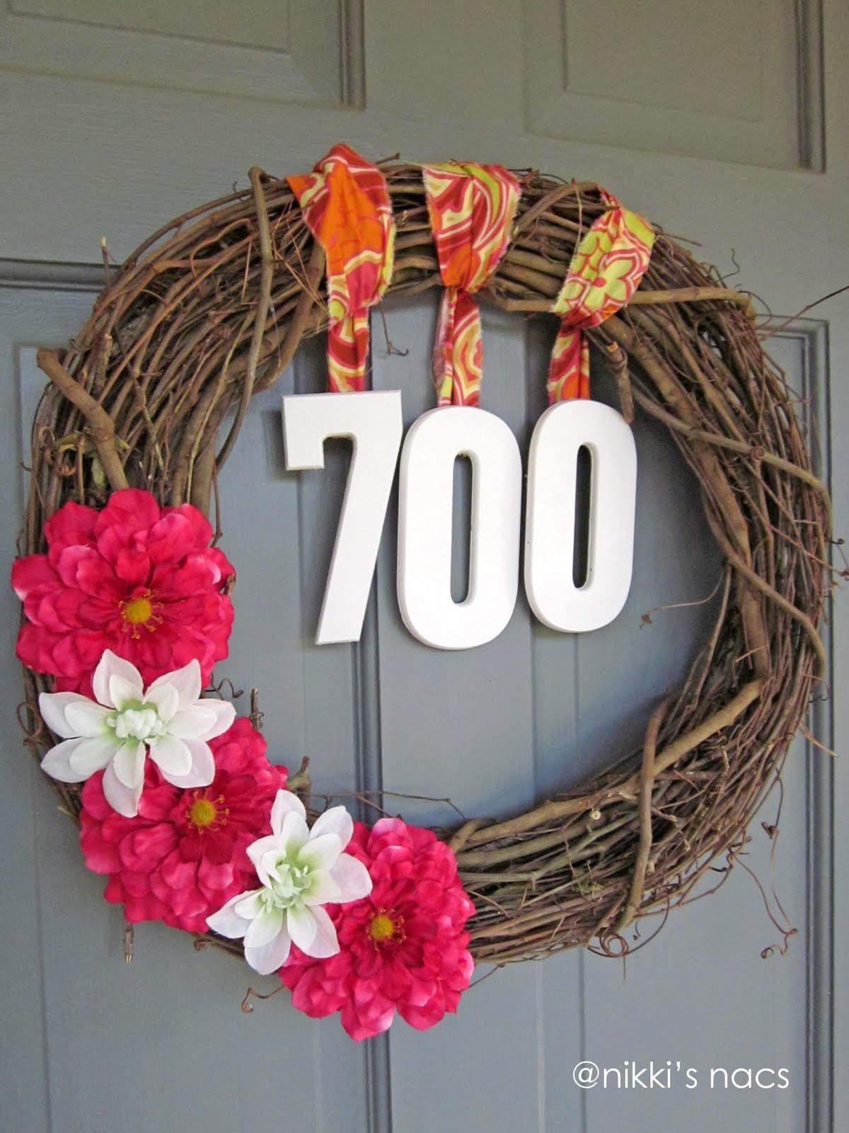 Nikkis' Nacs: House Number Wreath