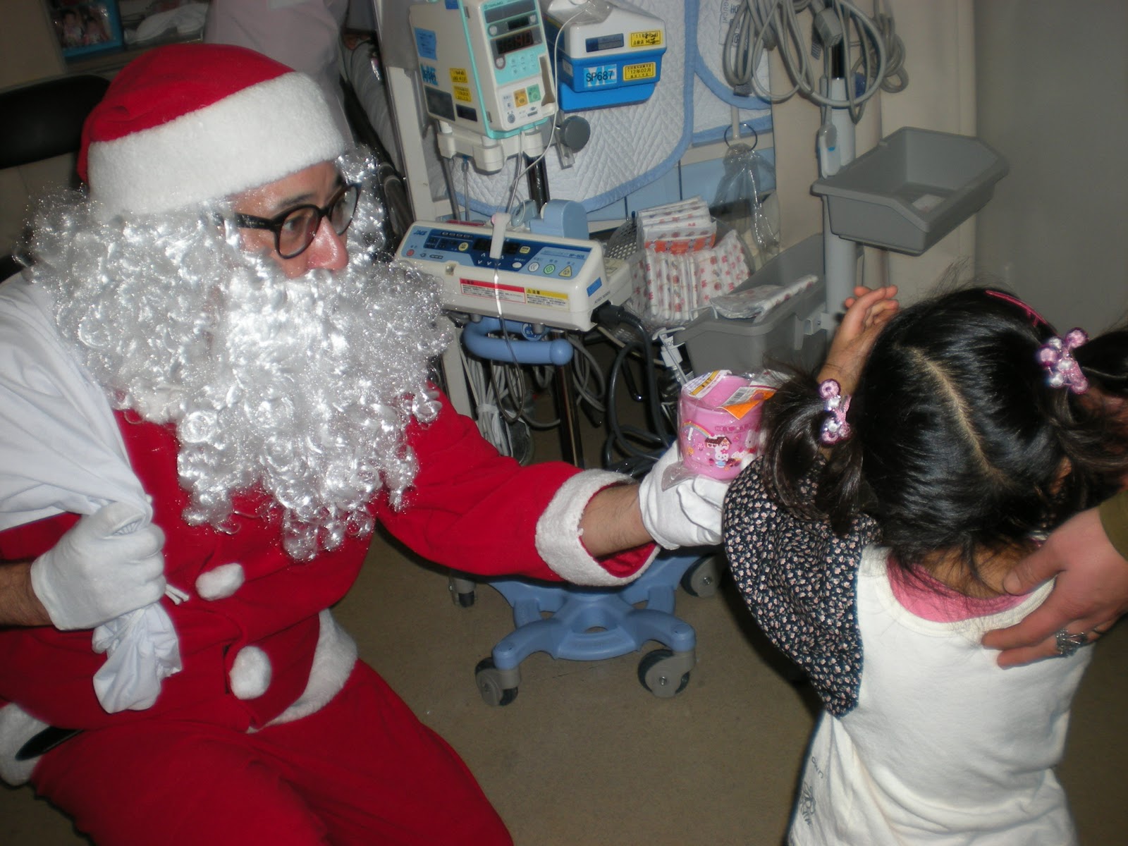 Santa Claus Visits Children in Incurable Diseases Hospital by Mike in ...