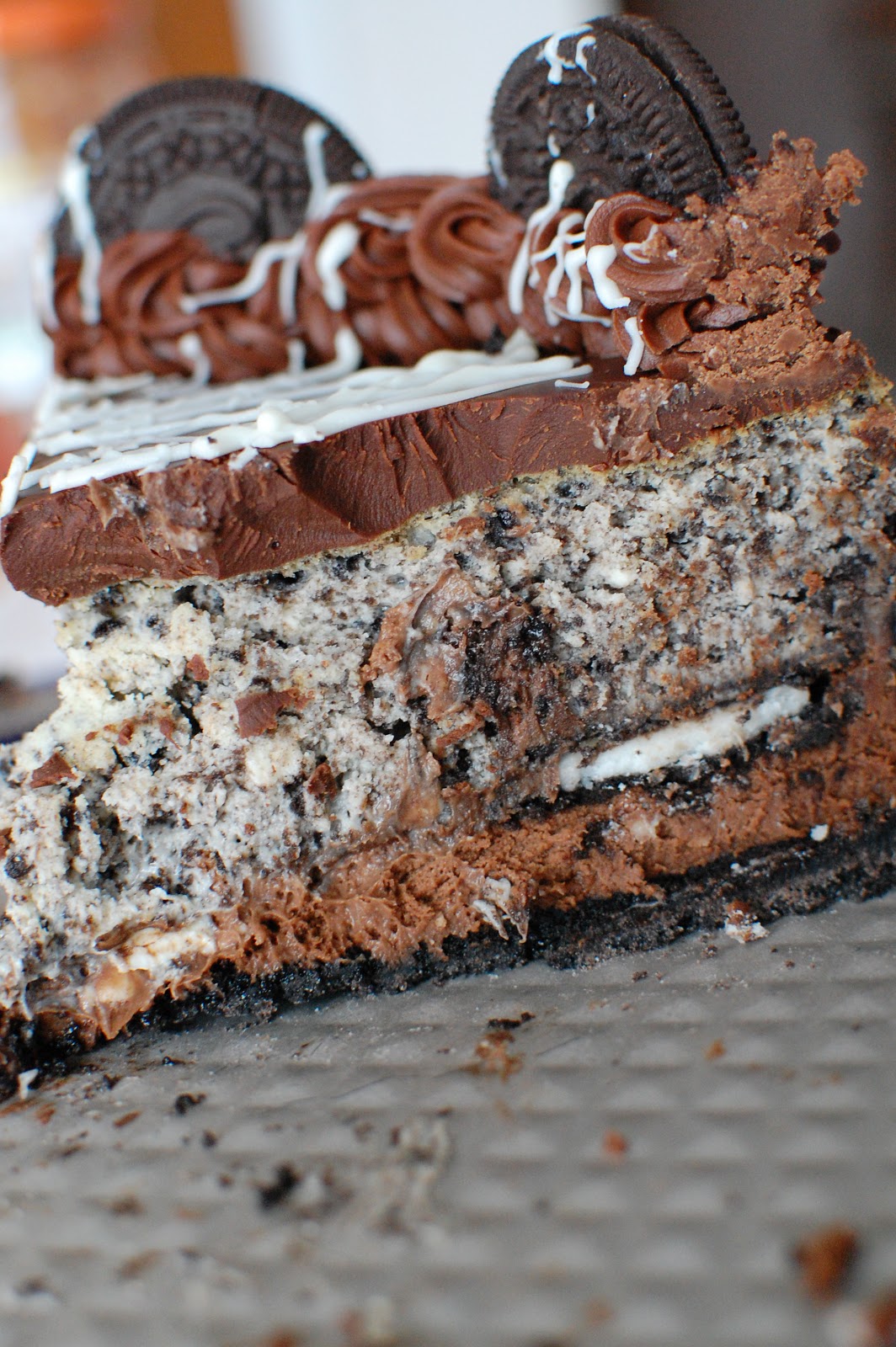 Two-Tone Awesome Oreo Cheesecake