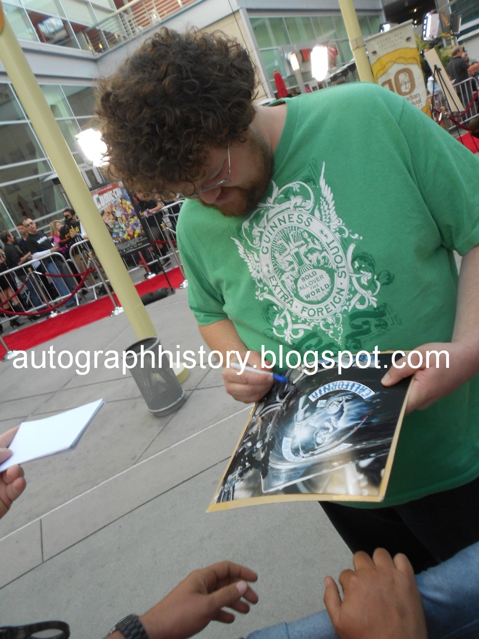 Will The Autograph Guy: Comic Con Episode 4 Premiere w Stan Lee, Morgan ...