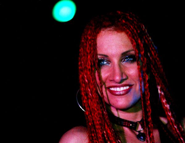 DELTA 80: Muere Janet "Jane Train" Rains, tour manager de Adrenaline Mob