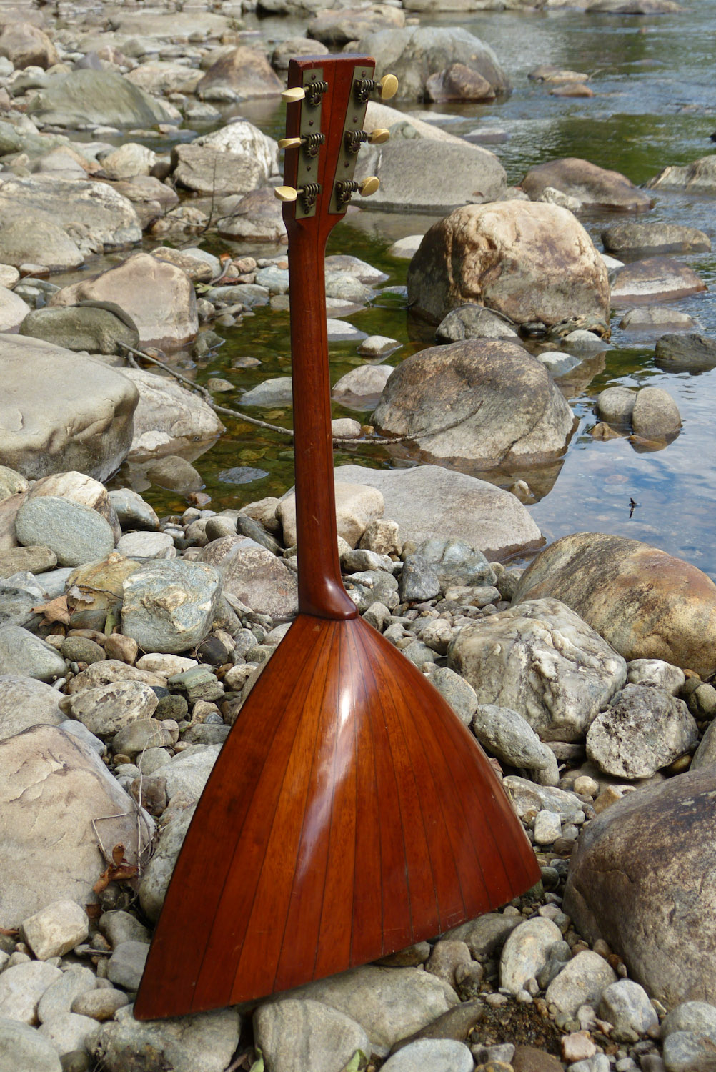 Jake Wildwood: 1920s Favilla 6-String Balalaika