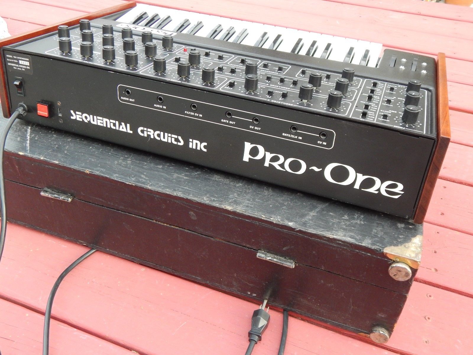 MATRIXSYNTH: Sequential Circuits Pro One