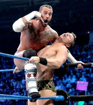 WWE In live!!!!: SHEAMUS & CM PUNK vs DANIEL BRYAN & THE MIZ