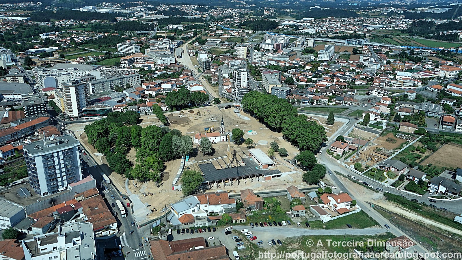 A Terceira Dimensão: Trofa