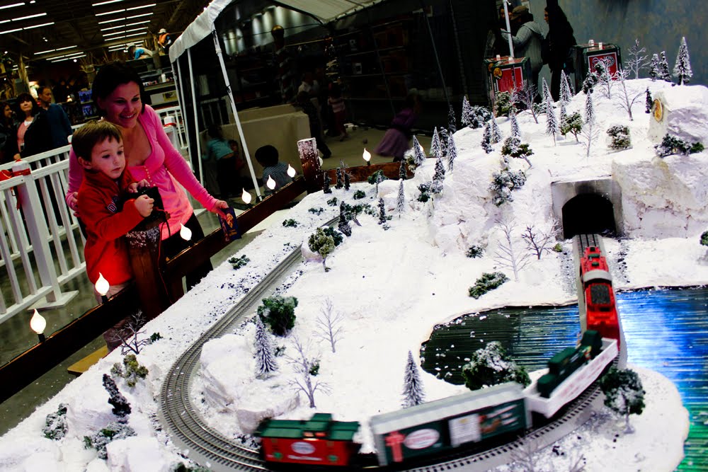 A Day In The Life Of A Supermom 25 Days Of Christmas Bass Pro Shops Santas Wonderland