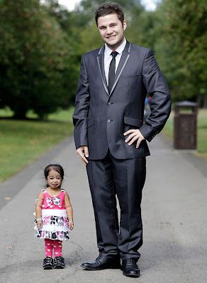 Welcome to Linda Onu's Blog: Meet the world's smallest Woman (photos)