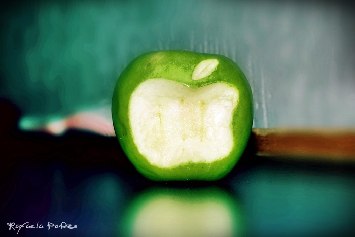 Simply Creative: Amazing Apple Art