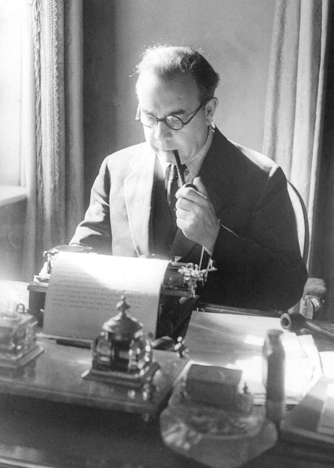 Sous le ciel de Sunderland: The Magicians, de J.B. Priestley