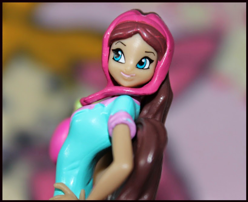 Winx Club Collector Blog: Winx Club City Girl Aisha Figurine by Witty Toys