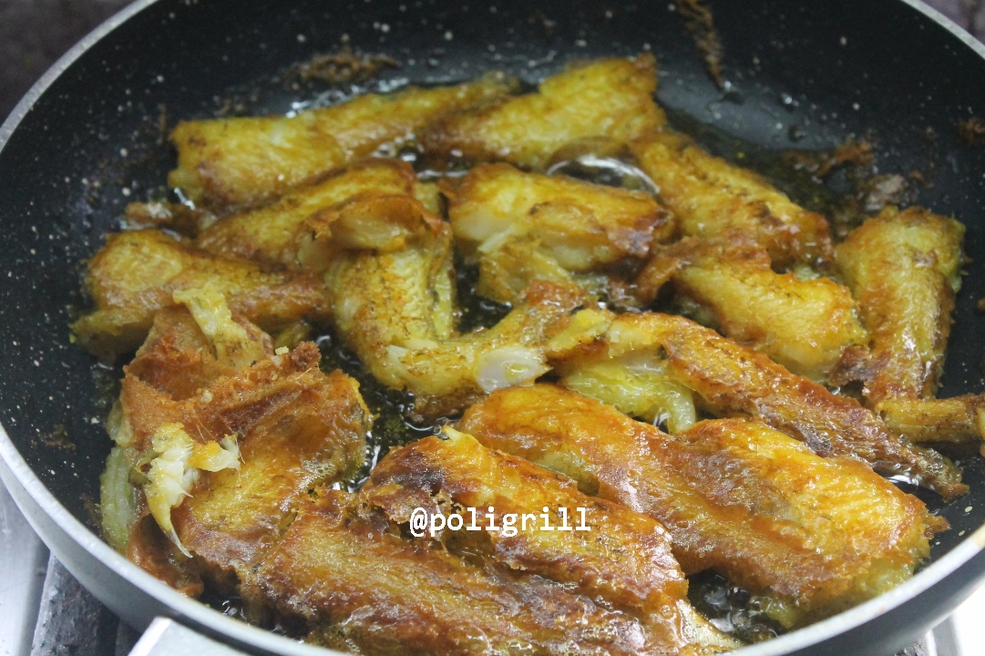 PoliGrill: Loitta Macher Jhura | Bombil Fish Fry - see Text and Video ...