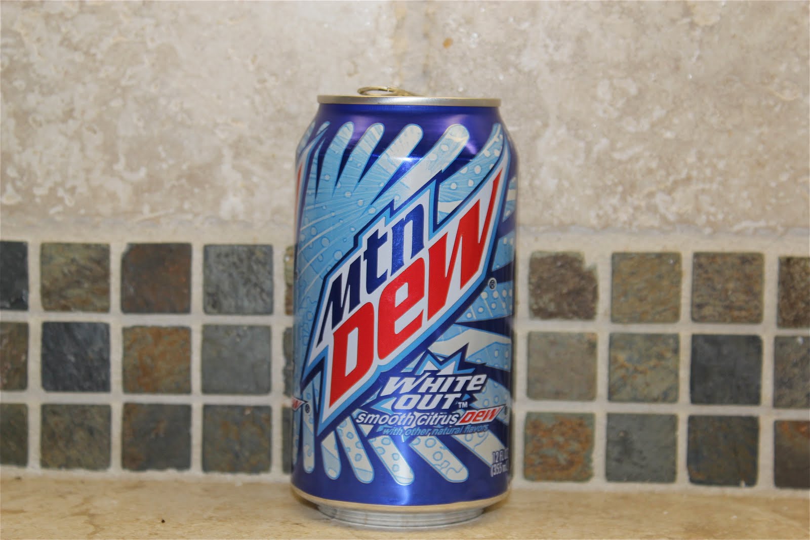 Soda Reviews: Mountain Dew White Out Review
