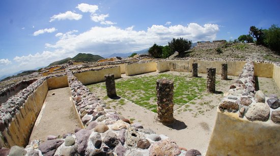 ZONA ARQUEOLÓGICA DE YAGUL ~ BITACORA ADVENTURE