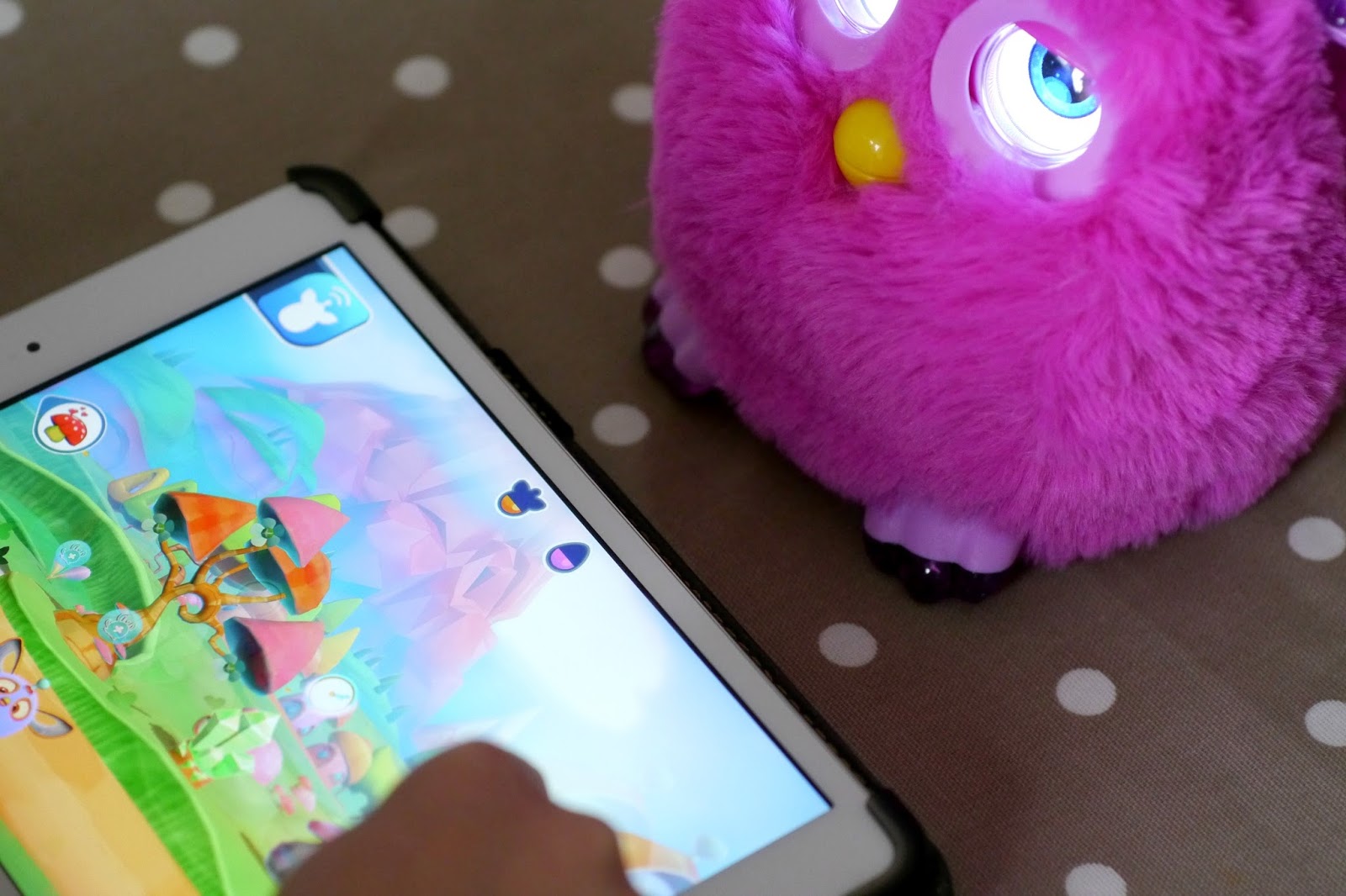 The Mummy Diary: Meeting the New Furby Connect - Review