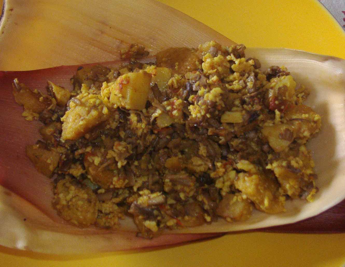 Bengali food: Mochar torkari chola daler bodar deeye (banana flower)