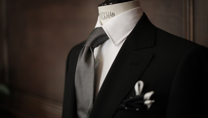 Passion For Luxury : 3 Must-Visit Bespoke Tailors in Paris