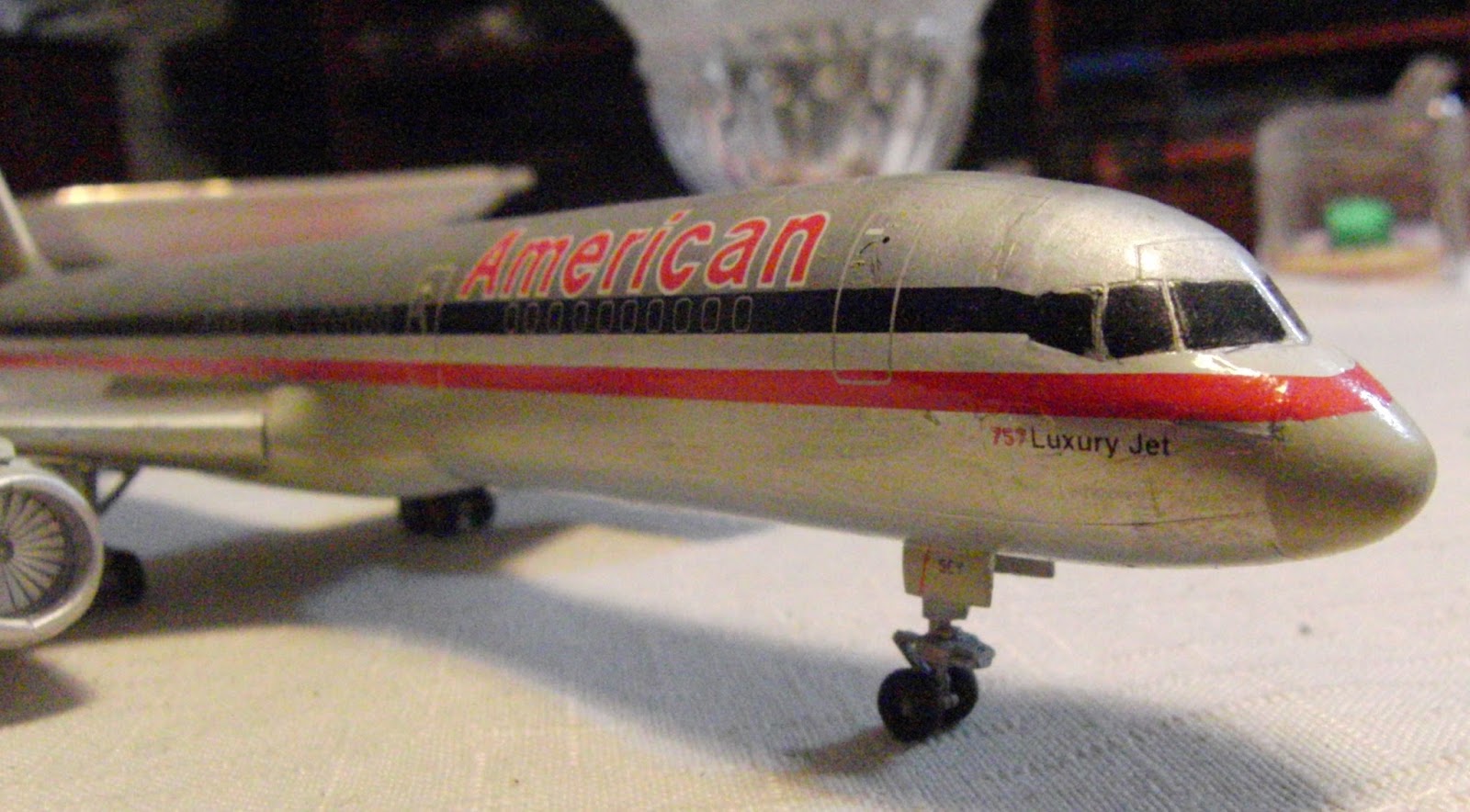 JN Model kits Review: Minicraft 1/144 Boeing 757-200 American Airlines