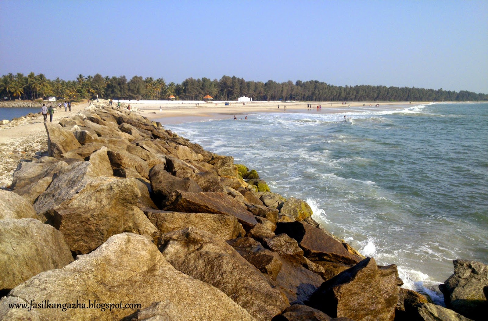 Fasil's: Azheekal Beach ,Ochira