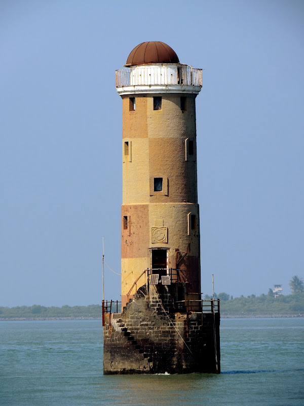 Lighthouses of Mumbai Harbour