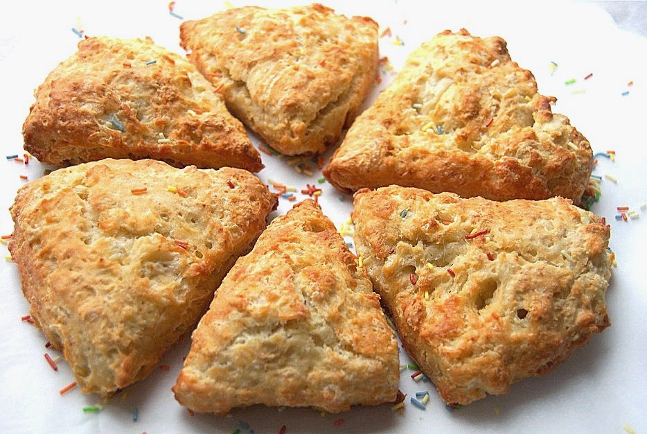 Bienvenue chez Spicy: Scones (recette de base et facile)