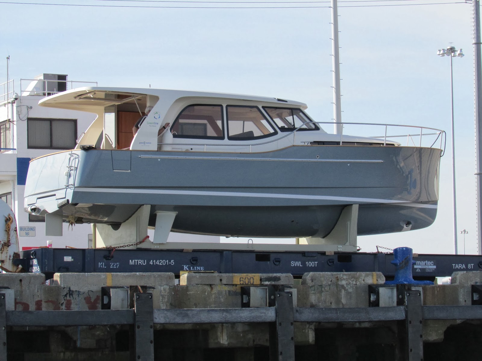 St. Barts Yachts: Greenline 33 and Swift Trawler 44 arrive