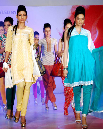 Hot Indian Models Ramp Walk Photos | Mallu Joy