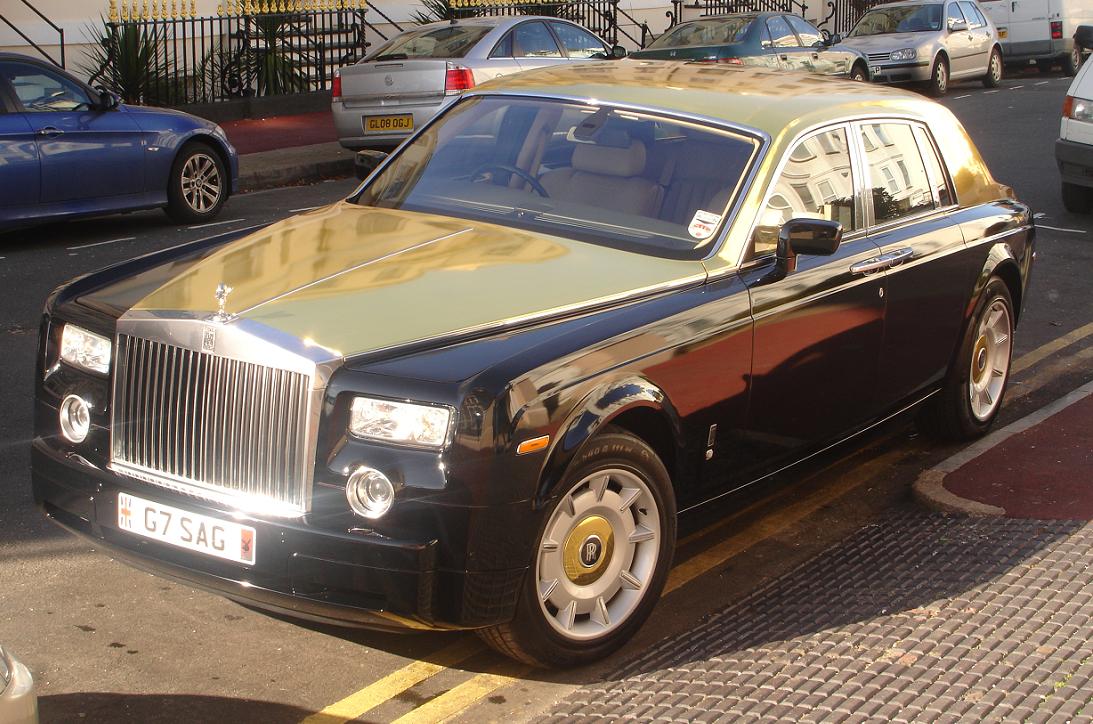 Gold Rolls Royce Phantom | Automobile For Life