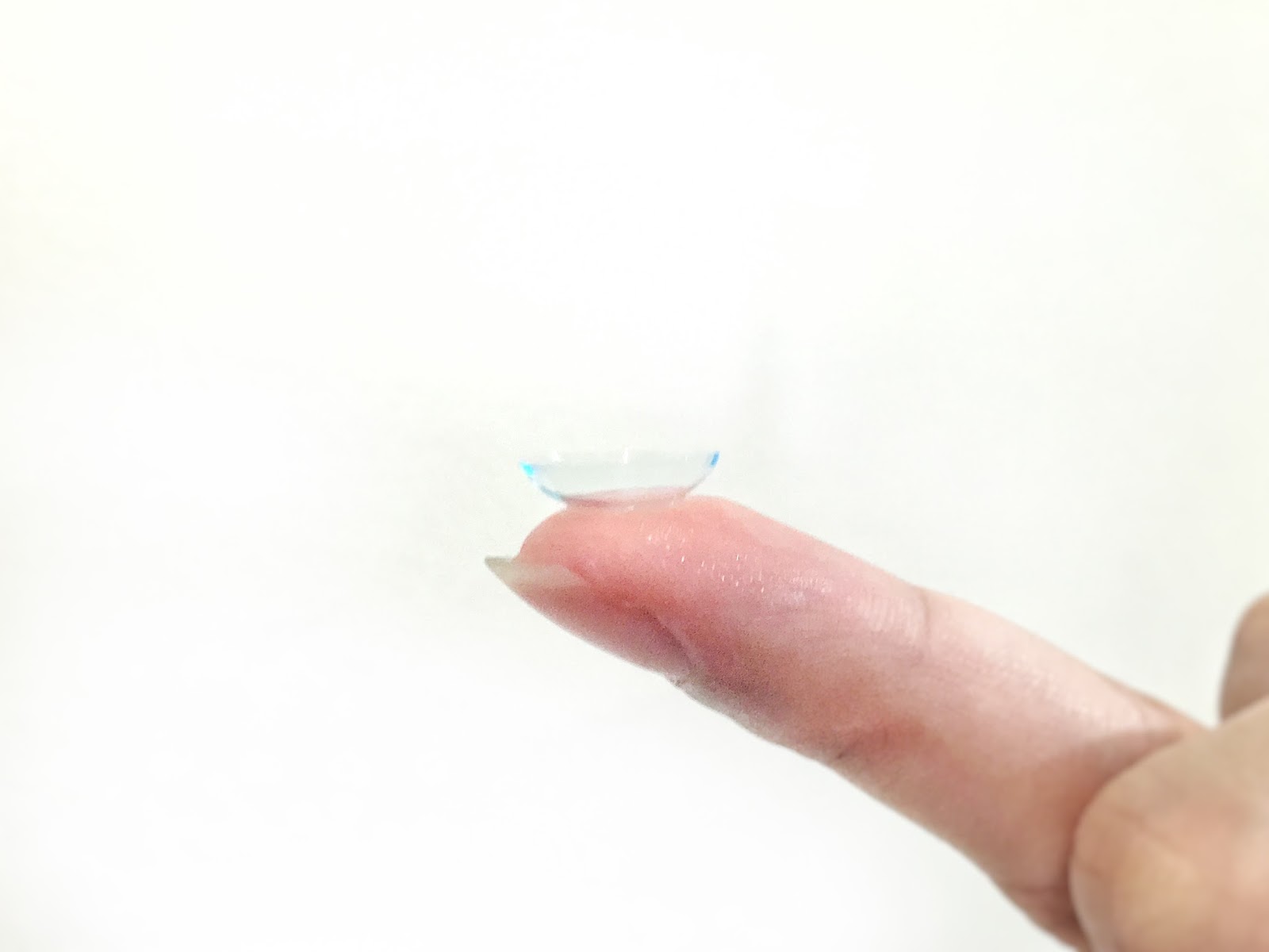 Contact Lens Review: CooperVision Biofinity Lenses - Talking Evilbean