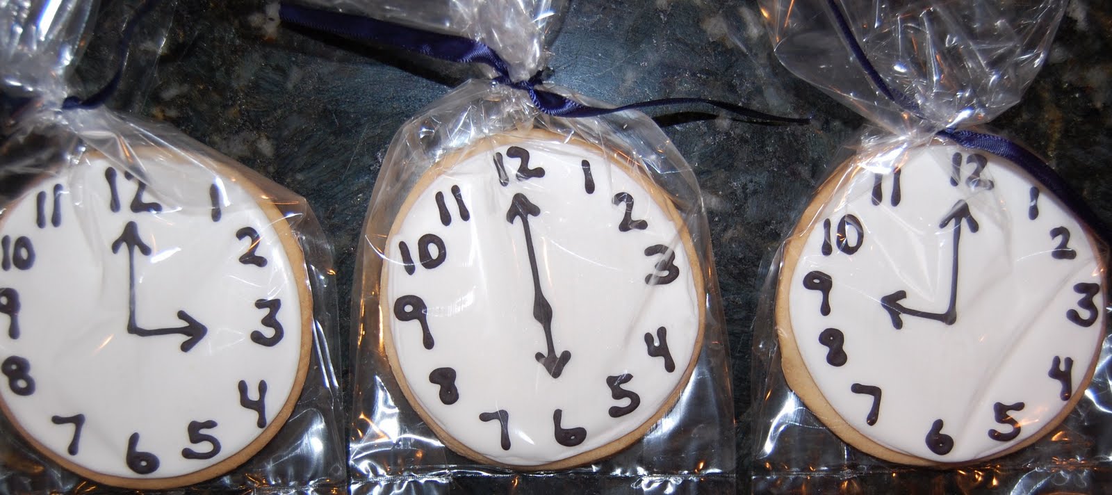 Sugar Mom Treats: "Around the Clock" Cookies