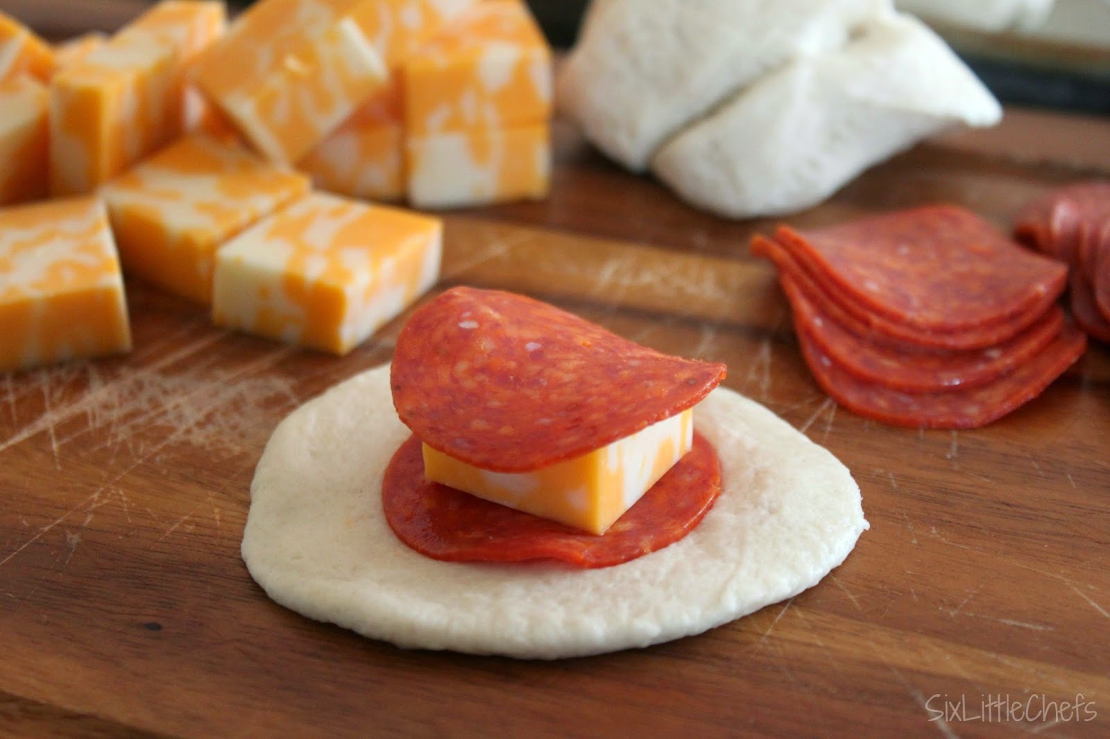 Six Little Chefs: Pepperoni Pizza Poppers