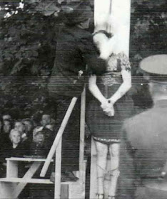 World War II in Pictures: Collaborator Girls