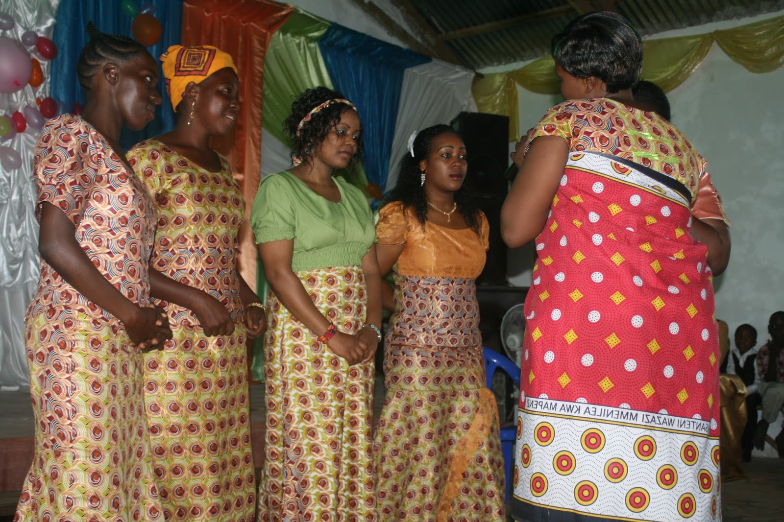 SHEREHE YA WAMAMA ZANZIBAR YAWABARIKI MAELFU YA WATU