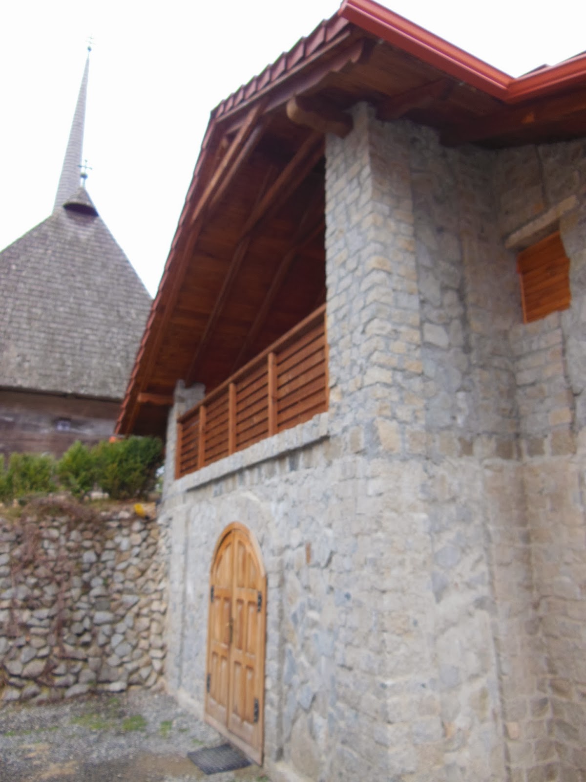 Dar!: Manastirea Ciucea, jud. Cluj