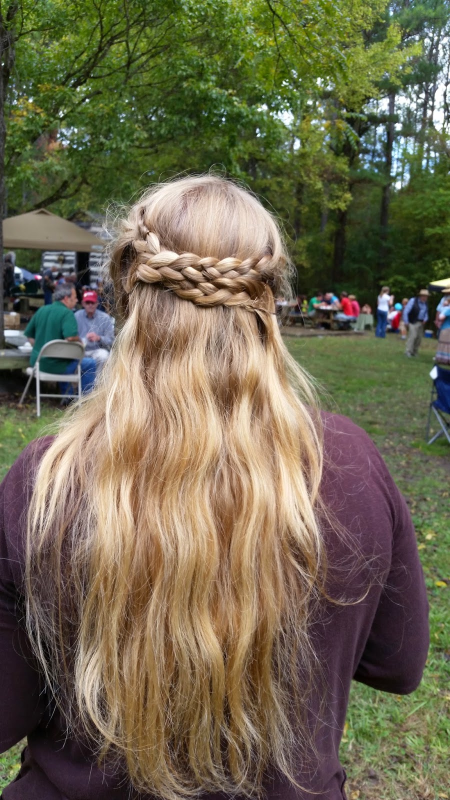 Whatsoever Things Are Lovely: Braided Half Crown / / Hair Tutorial