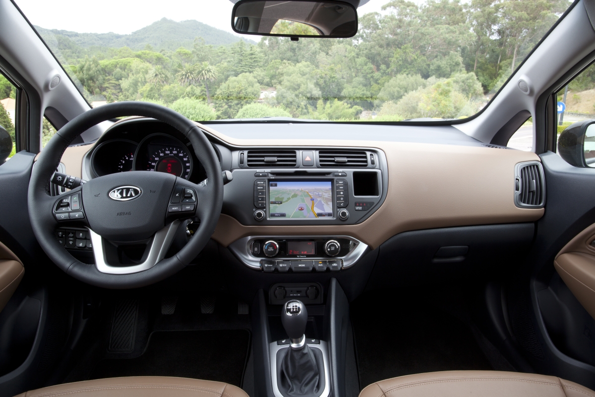 APRESENTAÇÃO: Novo Kia Rio com versão diesel 1.1 - COCKPIT AUTOMÓVEL
