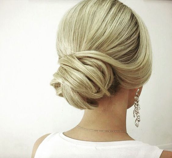 Maneras de cómo hacer chongos o moños elegantes y para el diario ...