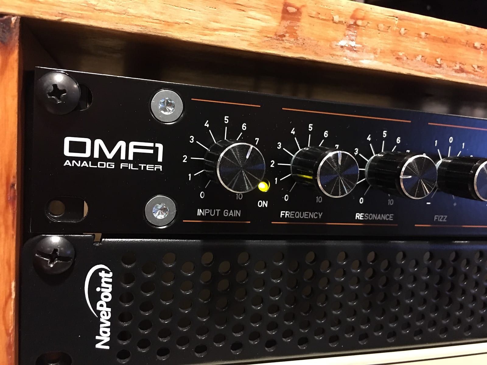 MATRIXSYNTH: Mode Machines OMF-1 Moog Oakley Analogue 24dB Filterbank