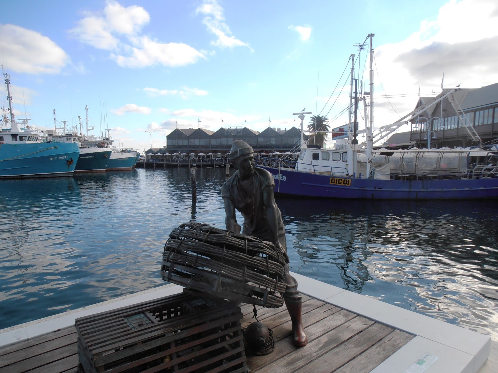 The Clarke's Aussie Adventure: 15 June 2013 - Advent Park, Maida Vale ...
