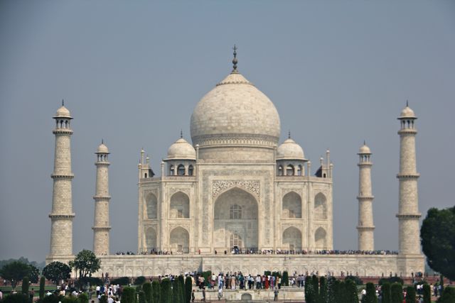 The Story of Love and the Taj Mahal