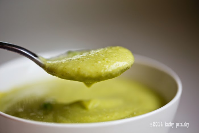 Super Dreamy Raw Avo-Coco Soup! Avocado + Coconut {video ...