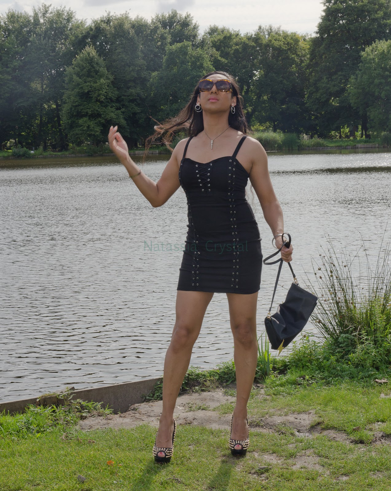 Natassia Crystal - Geekette in high heels: Lace-ups and studs