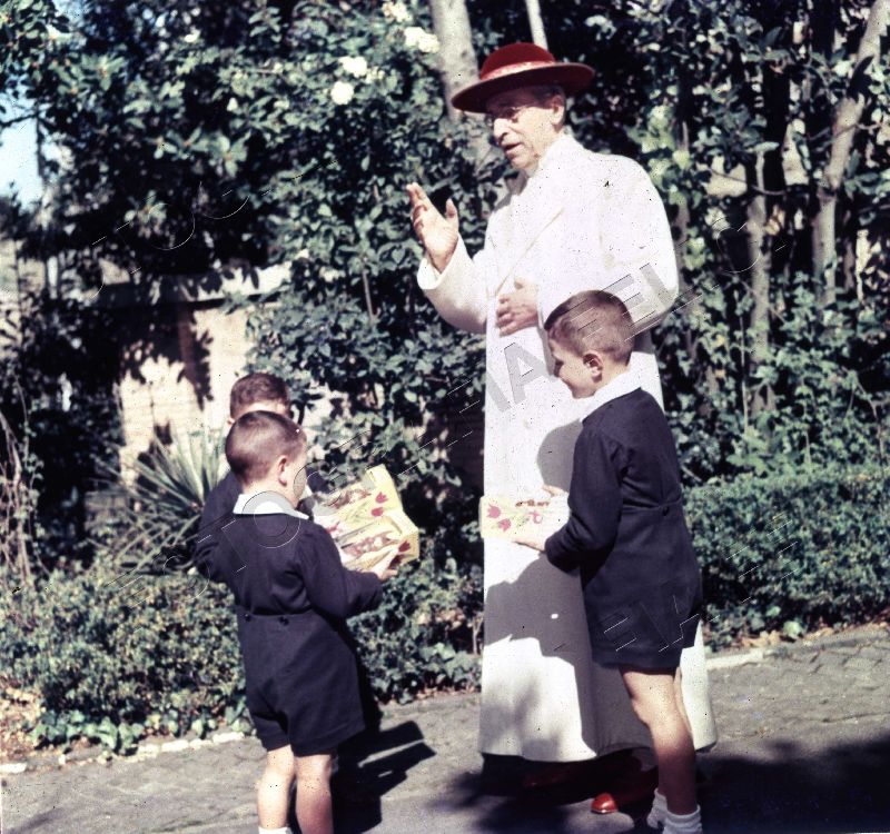 The Philippi Collection: The Cappello Romano (Saturno) with Embroideries