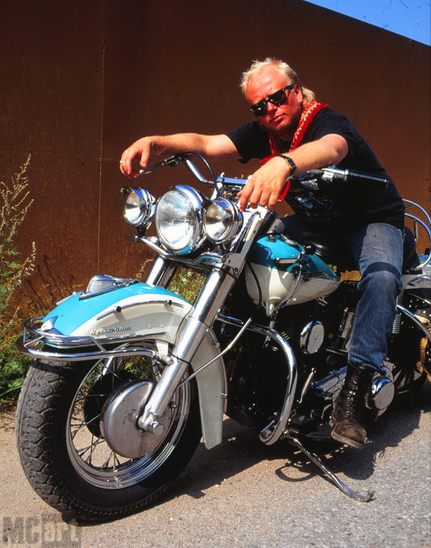 MC Art/Motorcycle Art: Swedish Riders