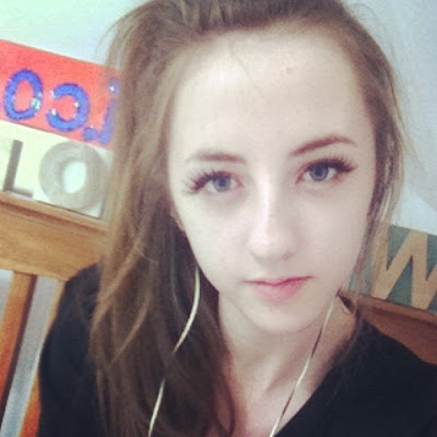 Pretty Girls Daily: Rebecca Anne Flint A.K.A Beckii Cruel