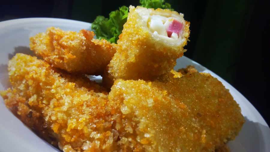 Cara Bikin Risoles Anti Pecah dan Renyah