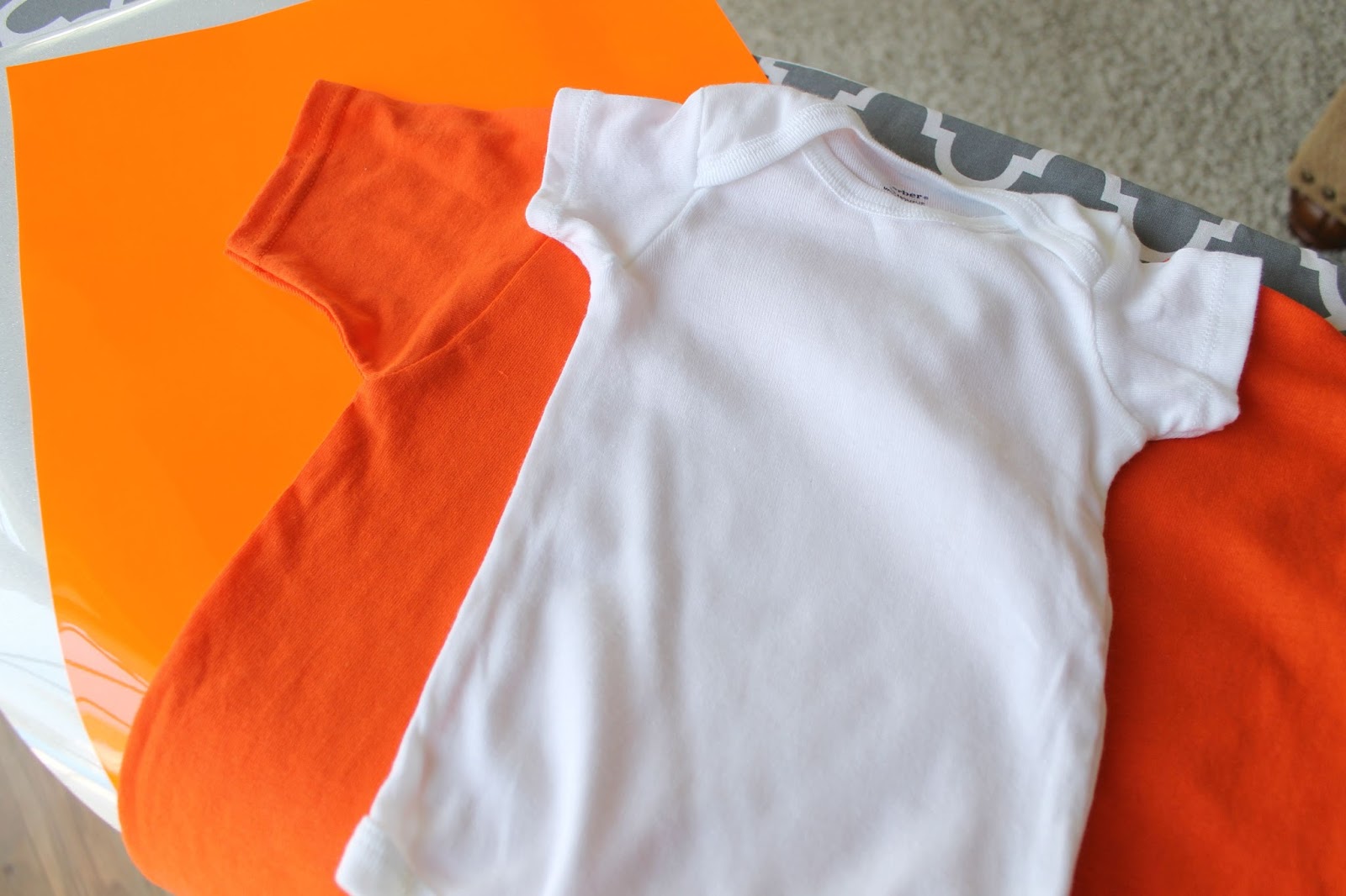 DIY Big Brother/Little Brother T-shirts {tutorial}