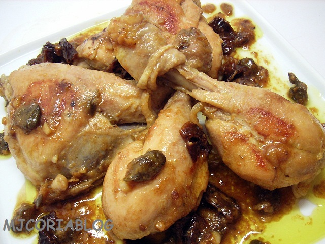 MjCoriaBlog: POLLO CON ALCAPARRAS