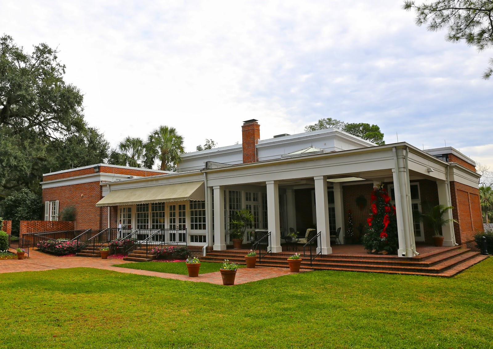 Sweet Southern Days: Tour Of The Florida Governor's Mansion